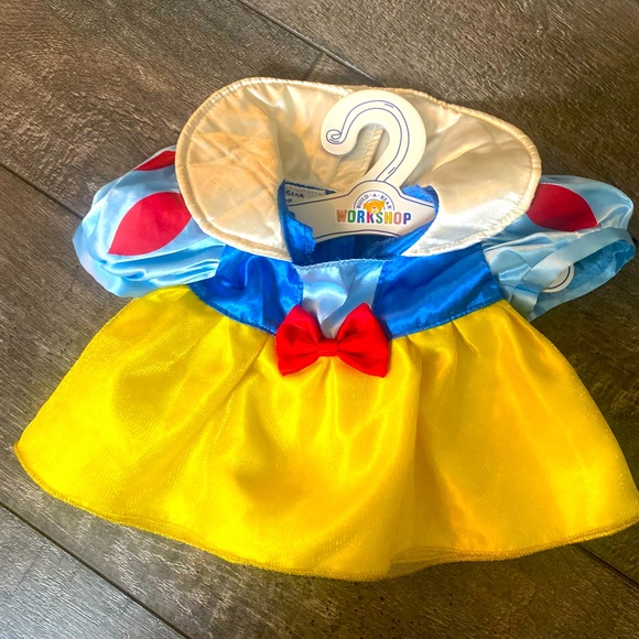 Build-A-Bear | Toys | Snowwhite Buildabear Outfit | Poshmark